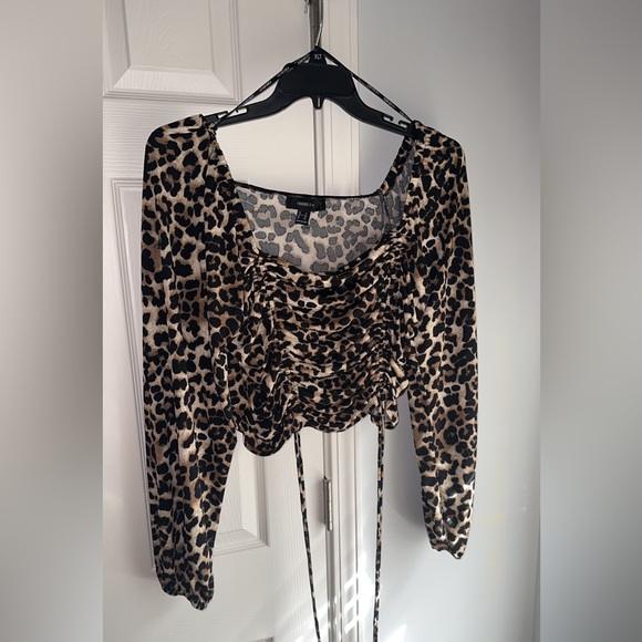 Forever 21 | Tops | Leopard Crop Top | Poshmark